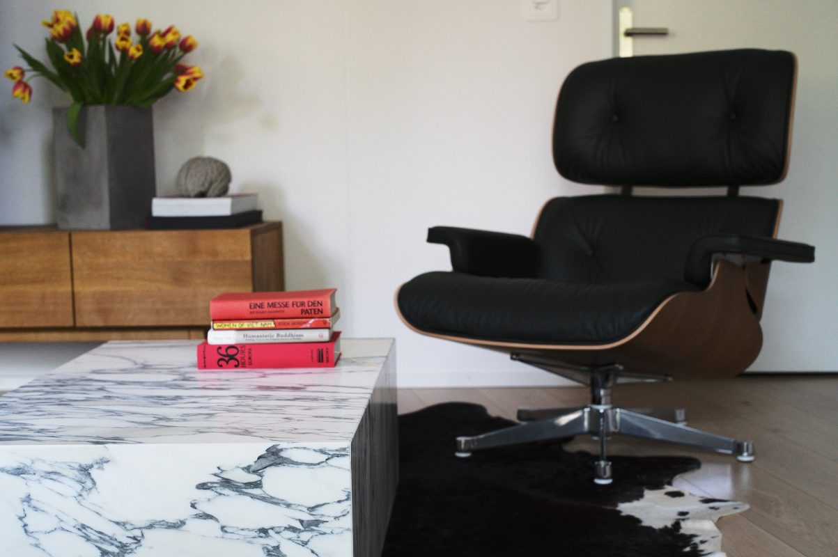 Arabescato marble block table White with an elegant touch