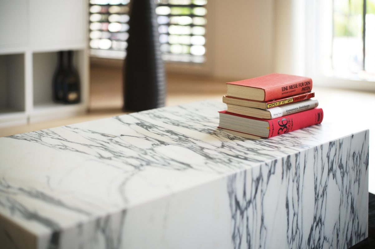 Arabescato marble block table White with an elegant touch